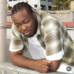 ABAYI_Fernand25 | Freelance avec 23 avis positifs sur ComeUp