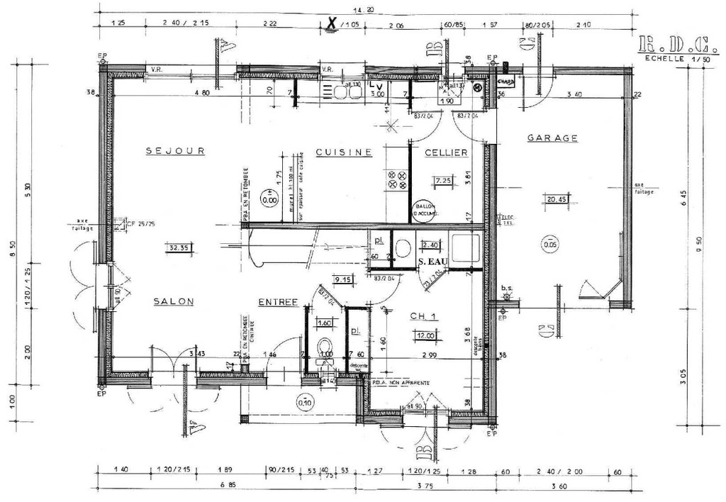 Je vais concevoir un plan 2D architectural précis et détaillé par ...